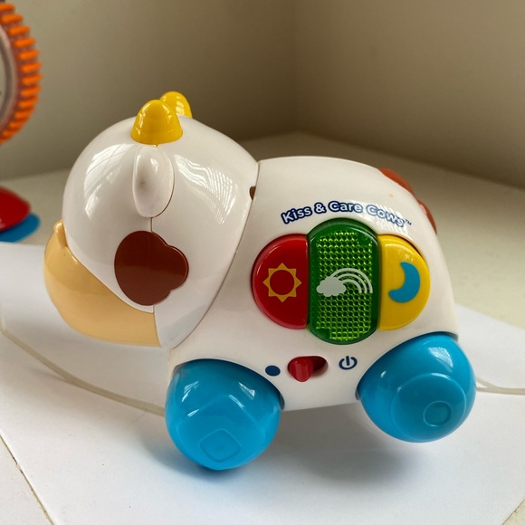 Toys | Vtech Kiss And Care Cow Electronic Kissing Sounds Big Cow Songs ...